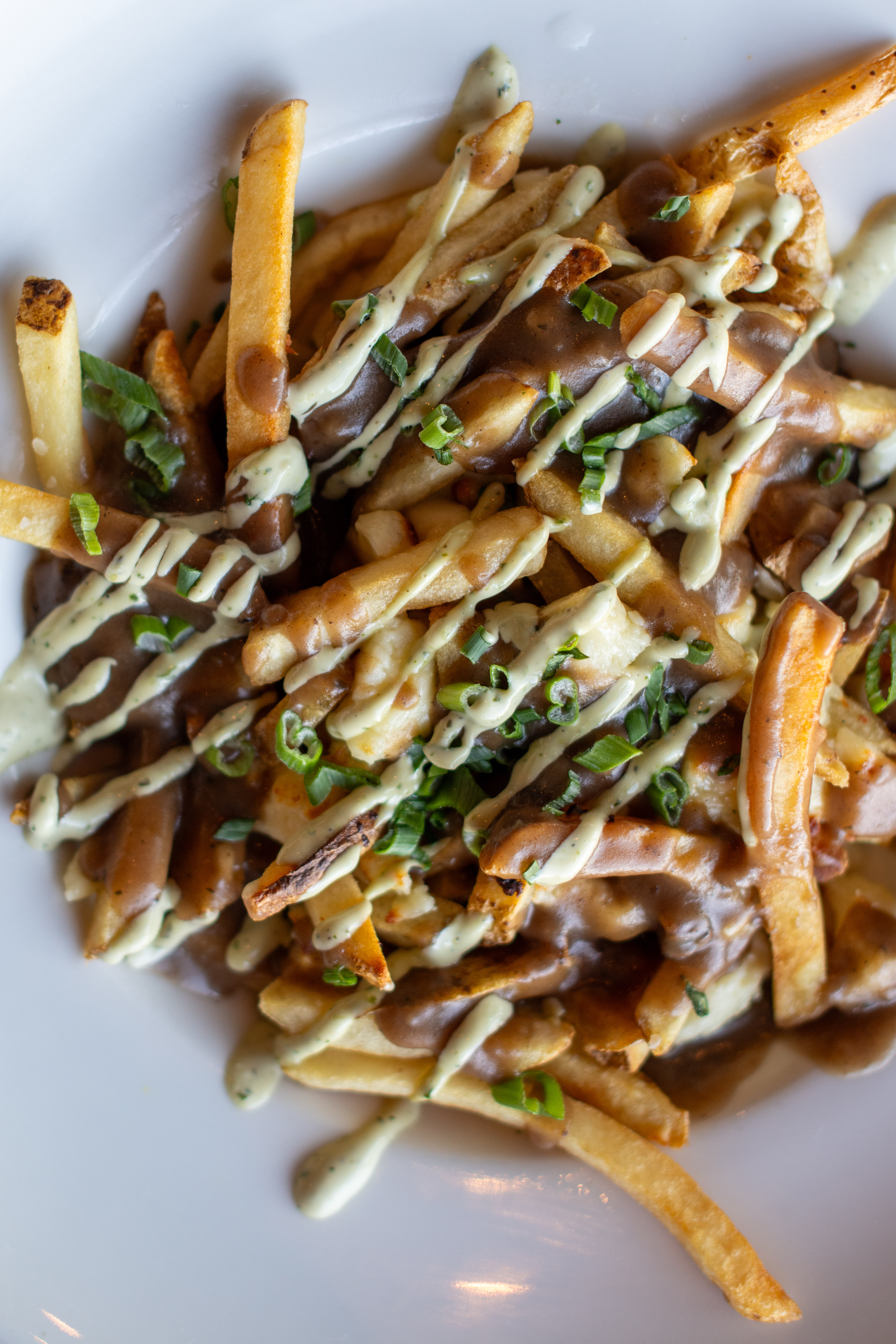 The Crain Lounge & Kitchen, Oak Grove Plaza's Newest Spot - 405 Magazine